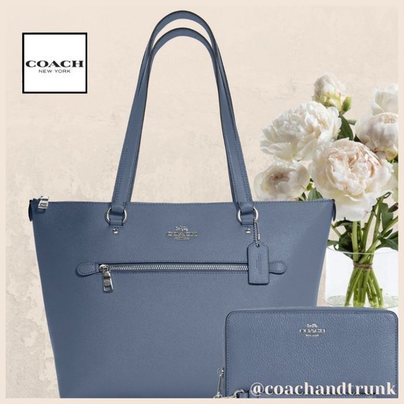 Coach | Bags | Authentic Coach Gallery Tote And Long Zip Around Wallet ...